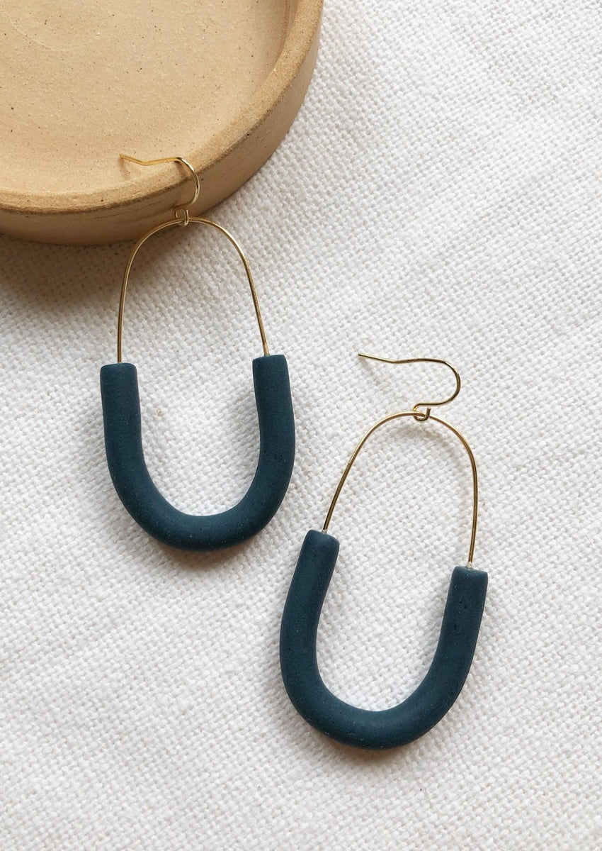 MODERN HOOPS - gold filled